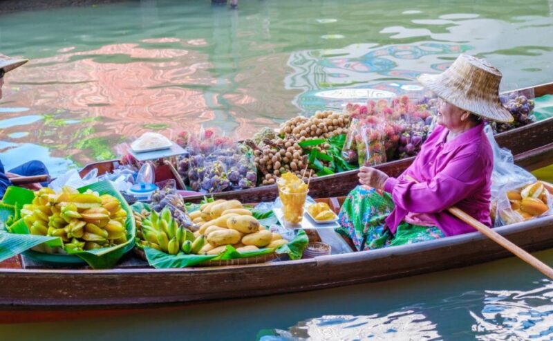 Bangkok : Damnoen Saduak & Train Market Car Excursion - The Riverside Lunch: A Delicious Rest