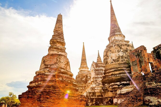 Bangkok Famous Temples sightseeing with Chinatown - Who Is This Tour Best For?