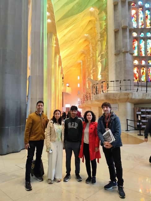 Barcelona: Sagrada Familia Skip-the-line Tour with Guide - Frequently Asked Questions