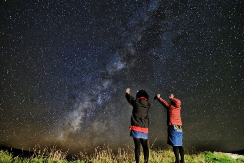 Big Island, Hawaii: Volcano and Stargazing Tour with Dinner - A Tasty Dinner and Night Sky Wonders