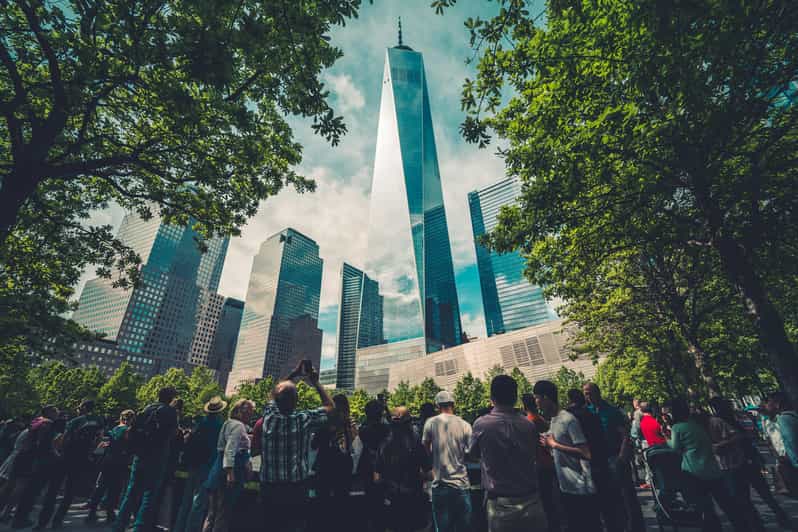 Central Park Highlights: A Scenic Walking Tour - Group Size and Flexibility
