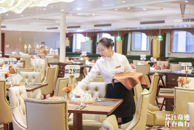 Chongqing: All Inclusive Yangtze Miracle Luxury 4D3N Cruise - The Scenic Highlights