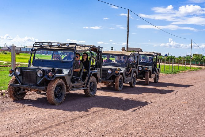 Countryside Sunset Jeep Tour with Drinks included - FAQ