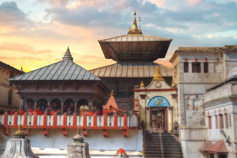 Cremation Rites in Kathmandu - The Experience from Multiple Perspectives