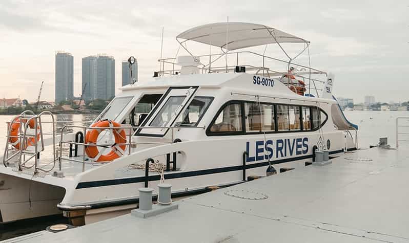 Cu Chi Tunnel by Luxury Speedboat half day - Scenic Transfer: Views of the City and Mekong