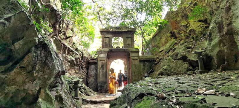 Da Nang/Hoi An: Marble & Monkey Mountains with Am Phu Cave - Who Will Love This Tour?