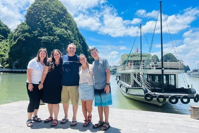 Day Trip - Luxury Experience in Ha Long Bay by Saquila Yacht - Who Should Consider This Tour?