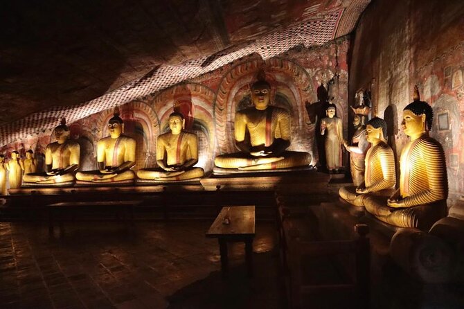Day Trips from Kandy to Sigiriya with Village Experiences - Dambulla Cave Temple: Art and Spirituality in Harmony