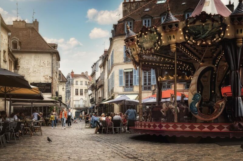 Dijon: Private Walking Tour  Discover History & Heritage - Discovering Gothic Notre-Dame Church