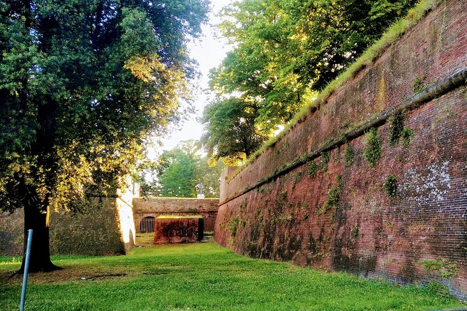 EASY Pisa & Lucca 7-Hour Private Shore Excursion from La Spezia - FAQ
