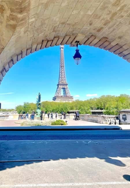 Eiffel Tower Tour to Les Invalides plus Boat Ride on the Seine River - Who Will Appreciate This Tour?