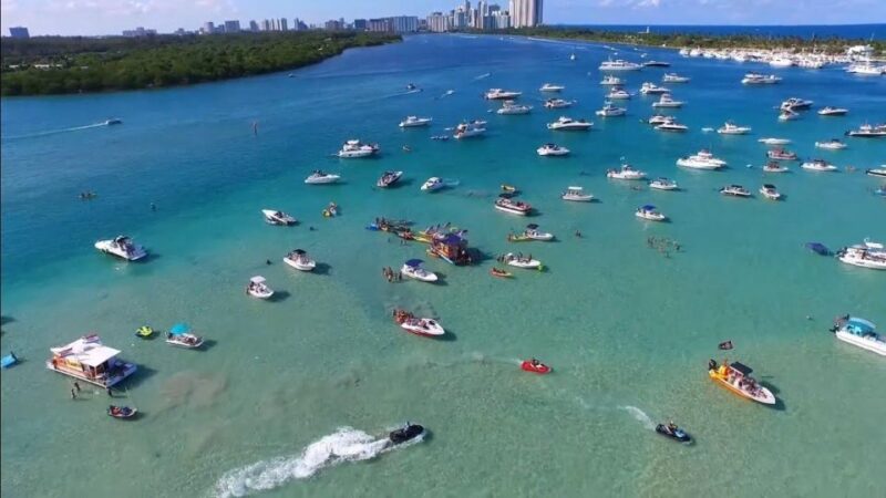 Fort Lauderdale: 11 People Private Boat Rental - Navigating the Waters & Local Highlights