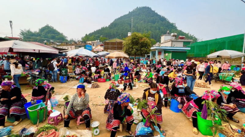 From Hanoi: 3-Day Sapa - Bac Ha Market Trekking Tour - Authenticity and Potential Drawbacks
