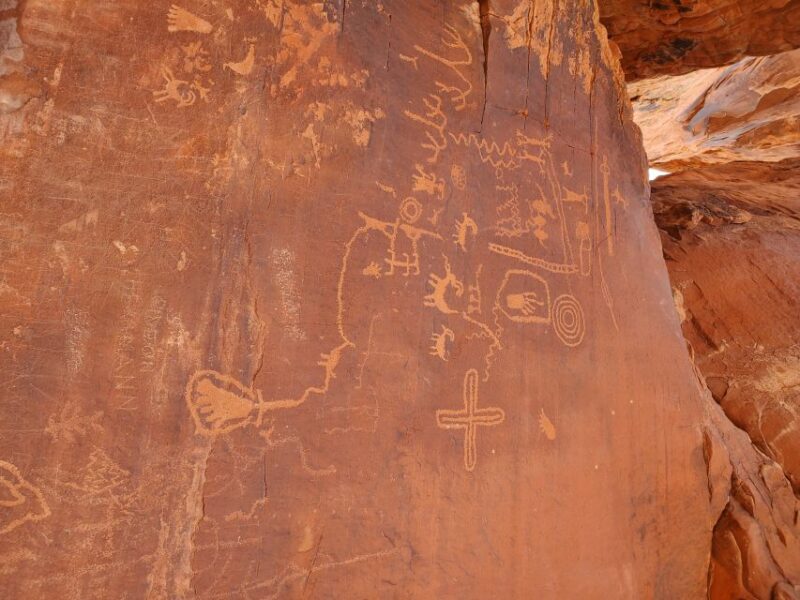 From Las Vegas: Valley of Fire Small Group Tour - The Real Experience: Authenticity and Value