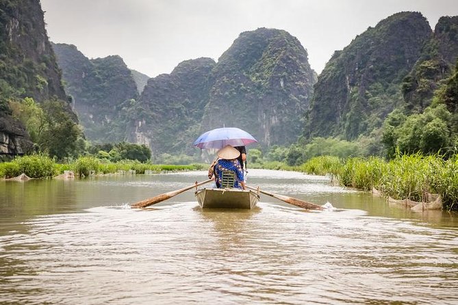 Full day Hoa Lu - Tam Coc sampan boat and countryside biking trip - Delicious Lunch and Authentic Vietnamese Cuisine