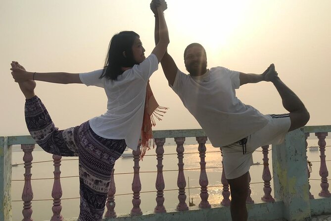 Group Yoga Class with Siddharth from Beginner to Advance - Analyzing Value and Practicality