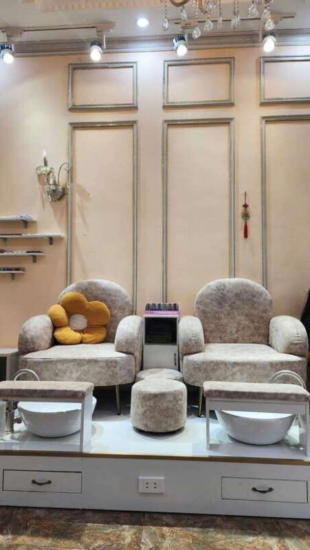 Ha Noi : Foot Massage Service with our skilled therapists - The Experience Itself: A Closer Look