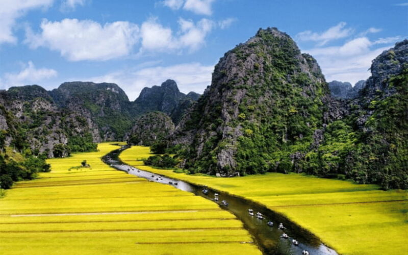 Hanoi: Hoa Lu and Trang An Day Tour with Lunch - Detailed Breakdown of the Itinerary
