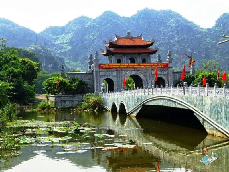 Hanoi: Hoa Lu - Tam Coc - Mua Cave -1 Day Trip by Limousine - Things to Consider