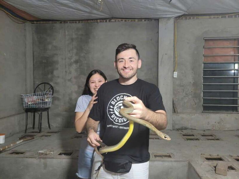 Hanoi: Le Mat Snake Village Tour with 10 Dishes - The Snake Dishes: A Feast for the Curious