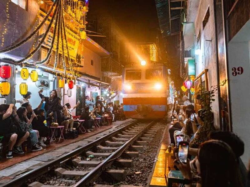 Hanoi: Short tour with a local friend and Train Street visit - Whats Included and Whats Not