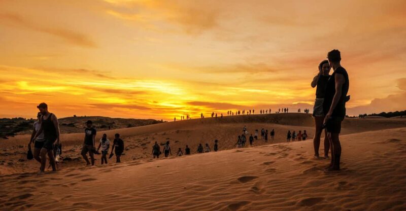 HCM to Mui Ne Jeep Tour Sand Dune Sunrise or Sunset Full Day - Transport, Timing, and Group Dynamics