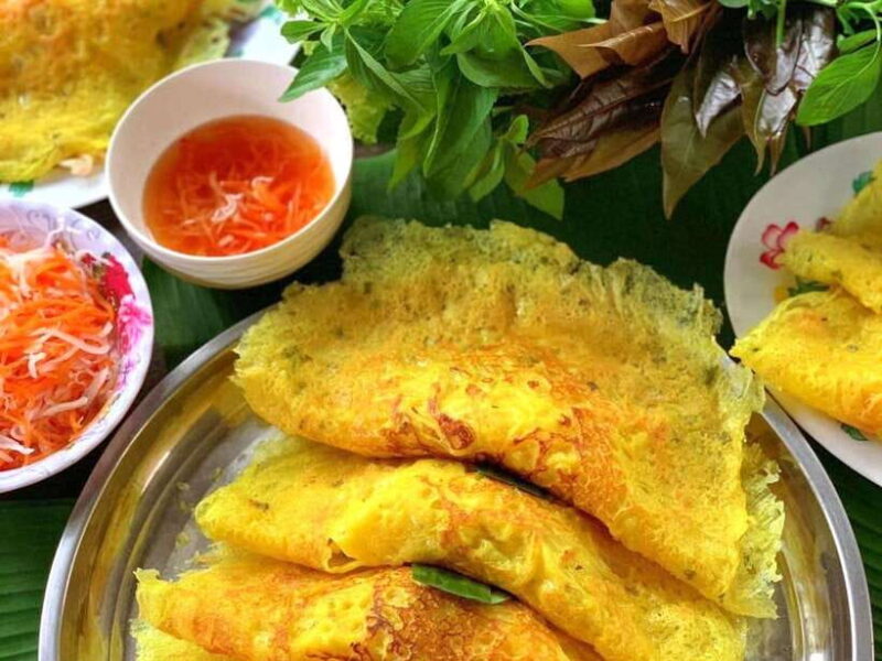 Hoi An/Da Nang: Da Nang Food Tour & Cruise Trip on Han River - The Cruise and Night Views