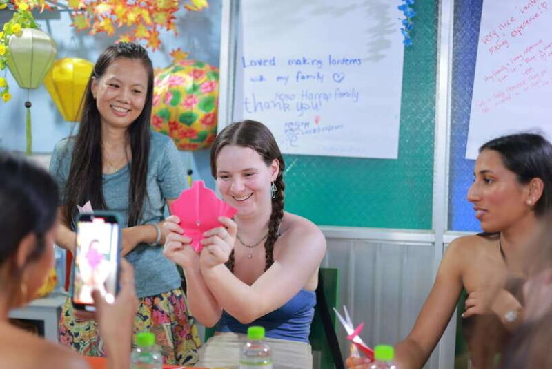 Hoi An : Lantern Boat Ride & Flower Lantern Making Class. - The Experience in Detail