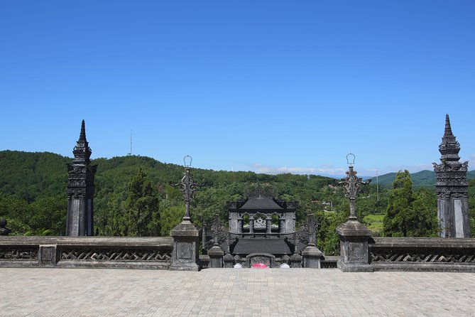 Hue City Tour 3 Tomb & Citadel Sightseeing Perfume River By Dragon Boat - Who Should Book This Tour?