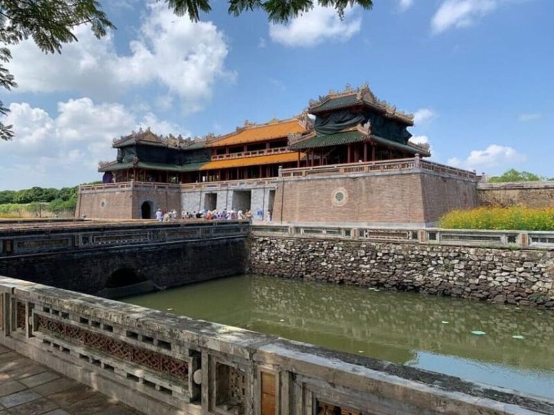 Hue : Deluxe Walking Tour to Imperial City with Local Guide - FAQ