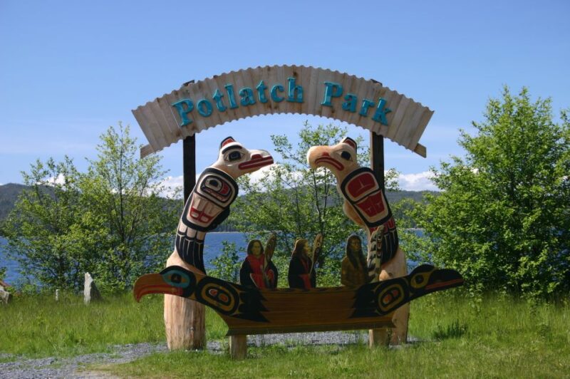 Ketchikan: Potlatch Park, City and Wildlife Private Van Tour - Wildlife Viewing at Herring Cove