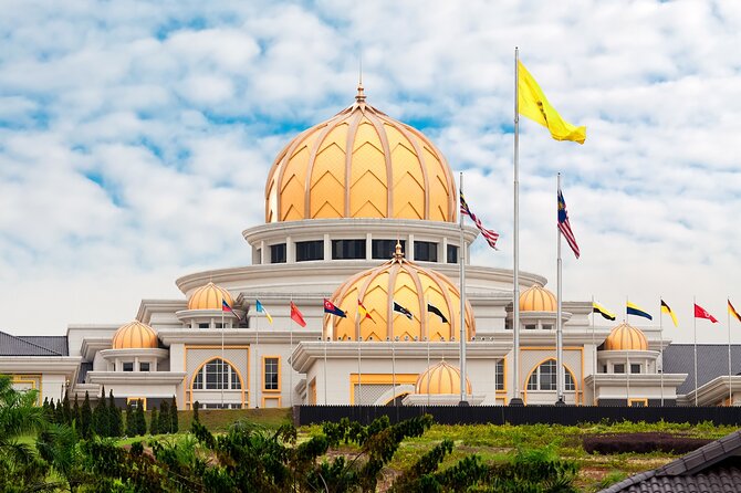 Kuala Lumpur and Malacca: Private Historical Tour from Singapore - Practical Tips