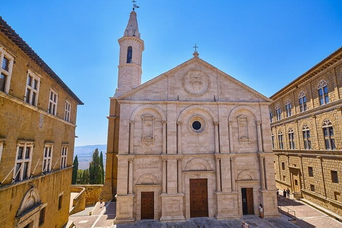 Lands of Brunello wine Pienza and Montalcino with Gourmet Lunch - The Value of This Tour