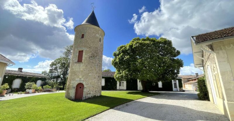 Les Graves de Bordeaux : Sur les pas de Montesquieu - Price and Value