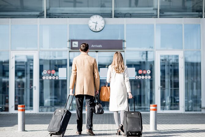 Liverpool Airport Transfer 1 to 14 Passengers One Way Transfer - Why This Service Is Valuable