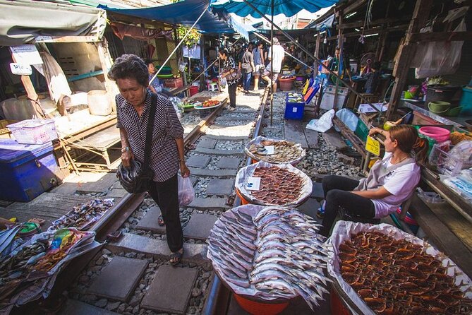 Maeklong Railway Market and Damnoen Saduak Floating Market Tour From Bangkok - FAQ Section