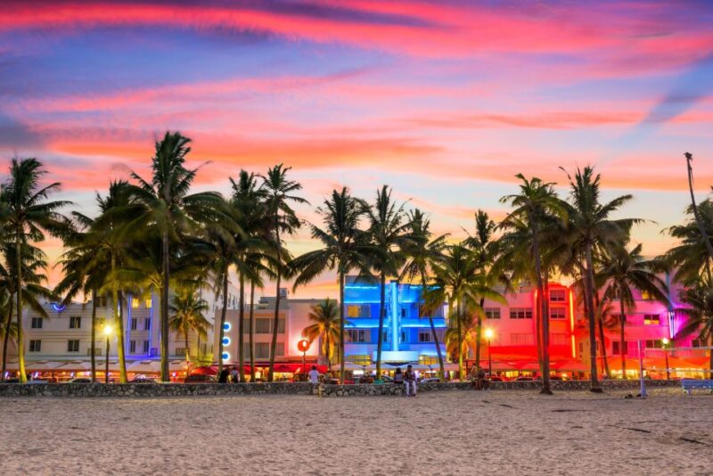 Miami: Small Group Night Tour with Skyviews Wheel Ride - The Experience in Detail