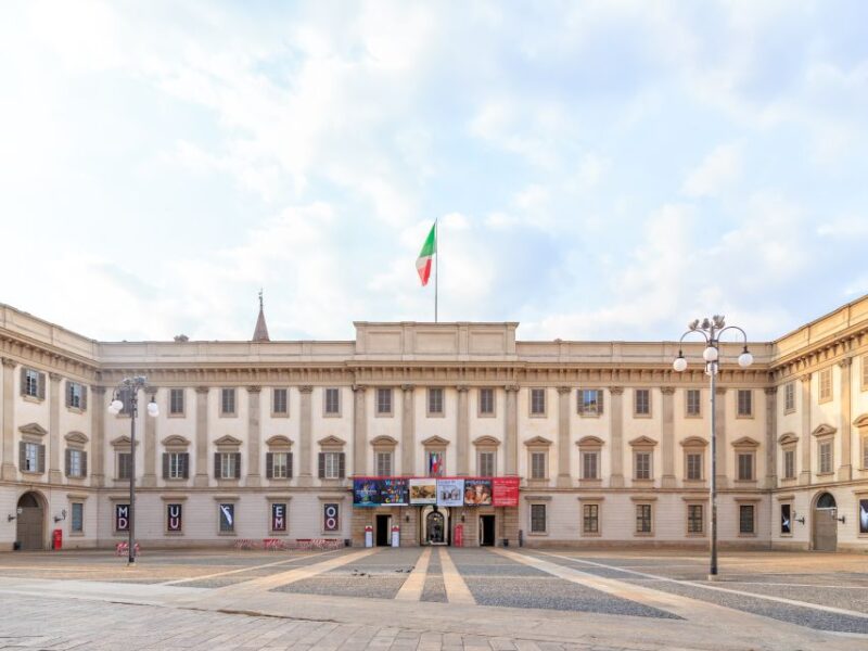 Milan: City Highlights Guided Bike Tour - The Route: From Historic Roots to Modern Marvels