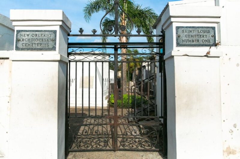 New Orleans: Walking Tour Inside St. Louis Cemetery No. 1 - Practical Details: Cost, Timing, and Accessibility