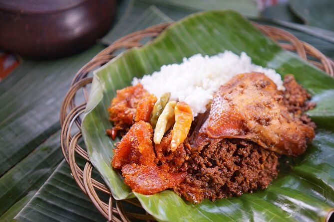 Night Walking Tour-Malioboro street food with guide at Yogyakarta - Practical Considerations