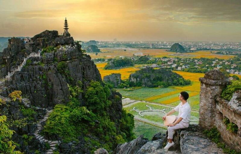 Ninh Binh 1-day tour Bai Dinh Trang An Mua Cave Small Group - First Stop: Hoa Lu Ancient Capital