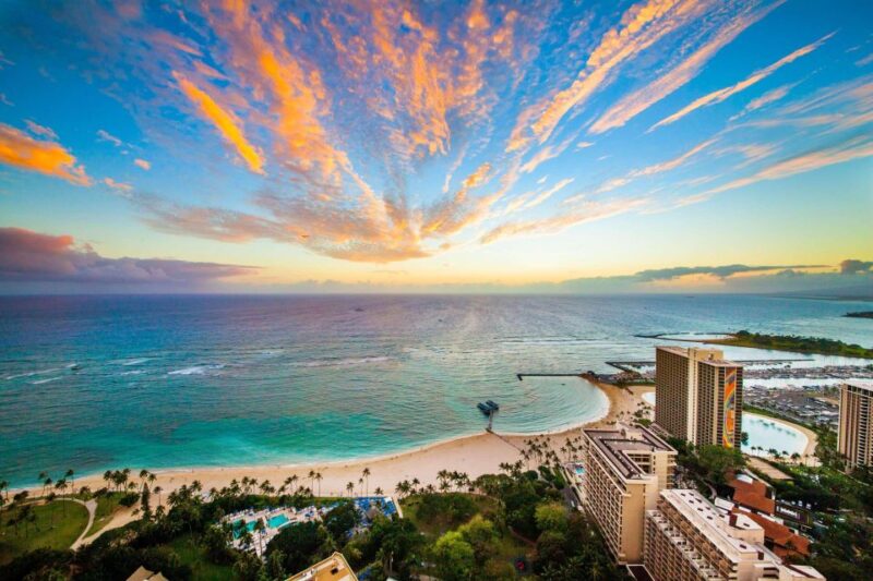 Oahu: Private Transfer to/from Honolulu Airport - Waikiki - The Sum Up