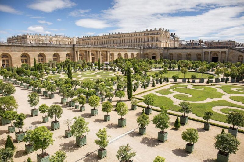 Palace of Versailles private tickets + transfer from Paris - Inside the Palace: An Opulent Step Back in Time