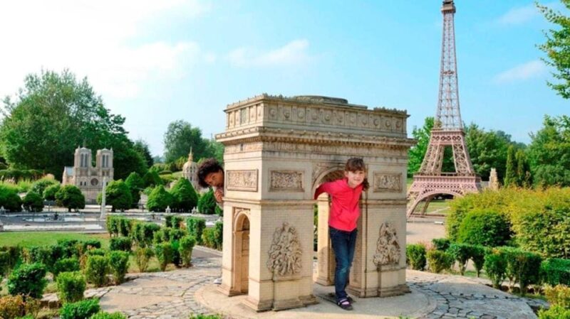 Paris: France Miniature Park Private Tour with Entry Ticket - Inside the Park: What You’ll See and Do