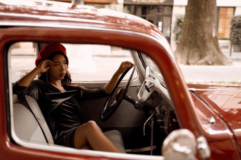 Paris: Private Guided City Tour in a Traction Avant or DS 21 - Why This Tour Works