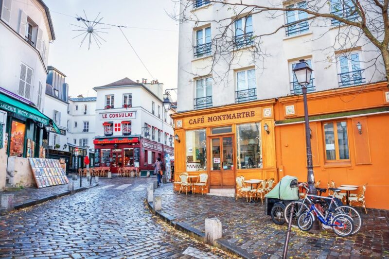 Paris's Old Town and Top Attractions Private Car Tour - What It Means for You: The Experience in Practice