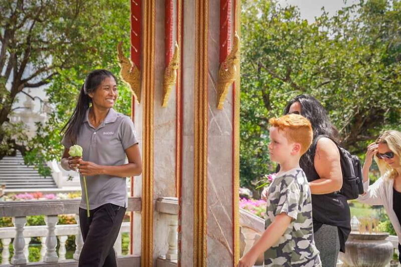 Phuket: Wat Chalong, Viewpoint, and Old Town Guided Tour - Details That Matter