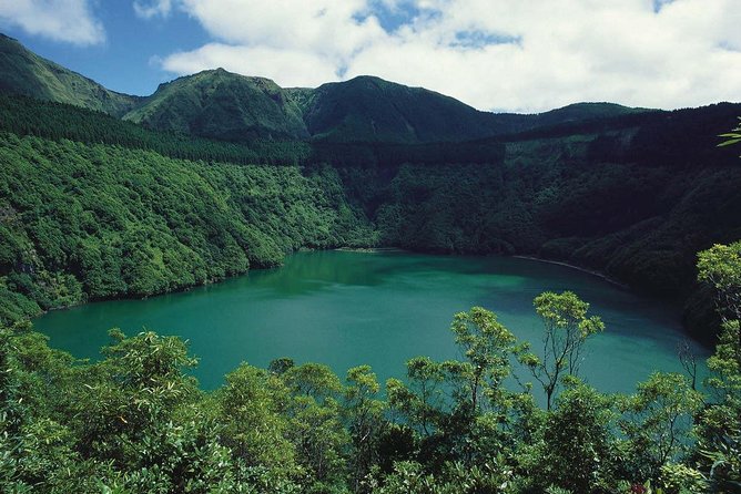 Ponta Delgada: Tour to Sete Cidades Volcano Lakes - Pricing and Value
