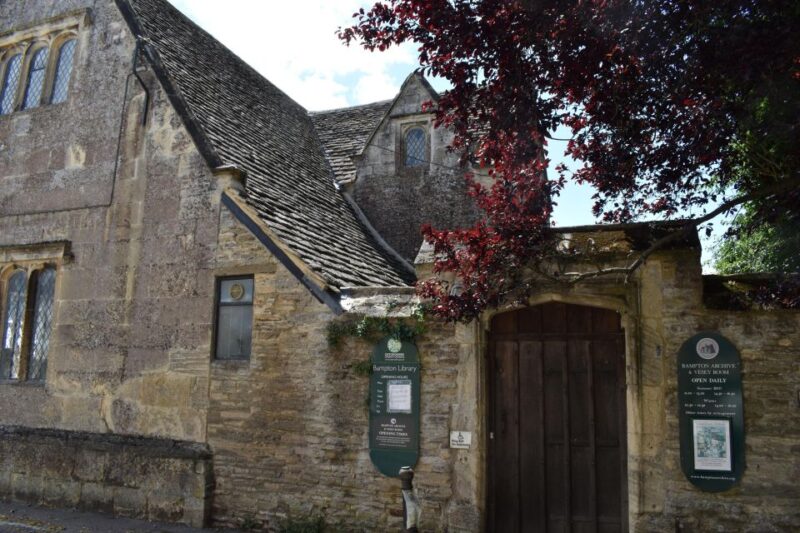 Private Downton Abbey Day Tour, including Pub Lunch - Who Should Book This Tour?