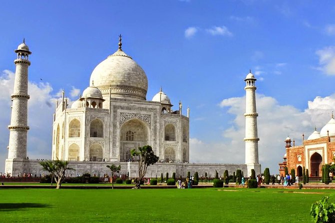 Private Sunrise Taj Mahal Tour from Delhi by AC Car-All Inclusive - The Experience: What You Can Expect